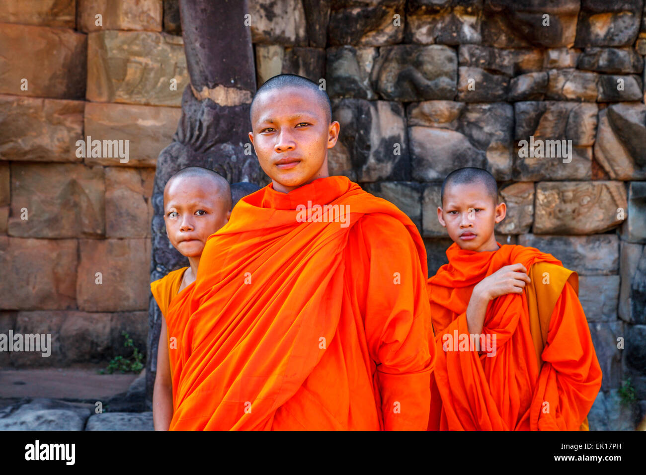 Child monk hi-res stock photography and images - Alamy