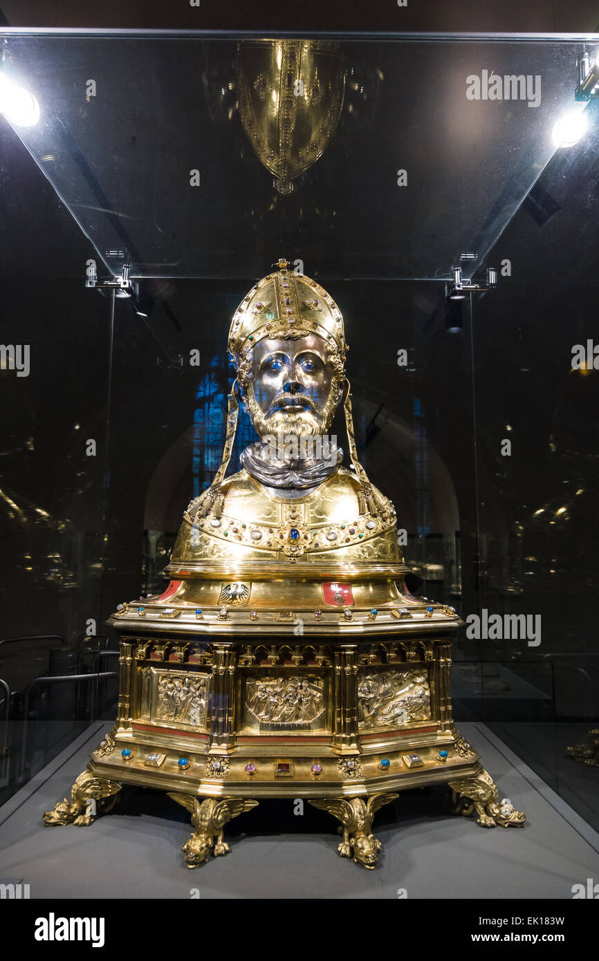 Portrait bust St. Servatius. Interior of Basilica of St. Servatius ...