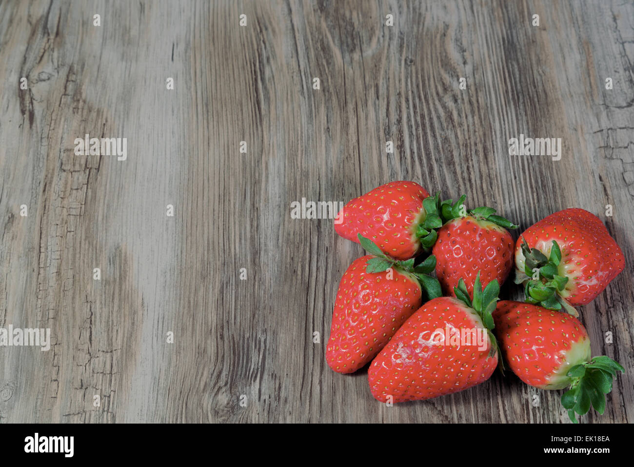 Horizontal strawberries hi-res stock photography and images - Alamy