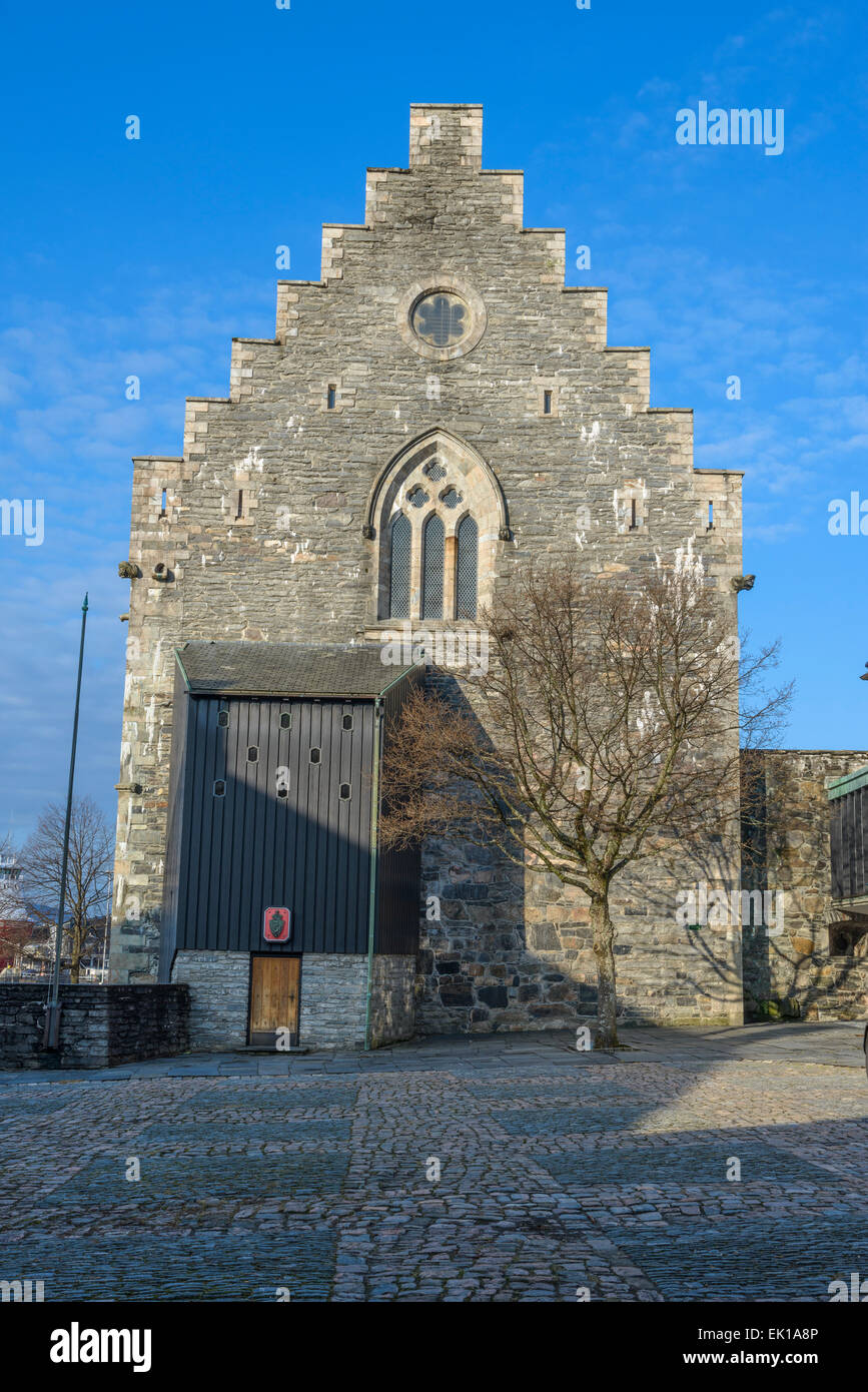 Romanesque secular building hi-res stock photography and images - Alamy
