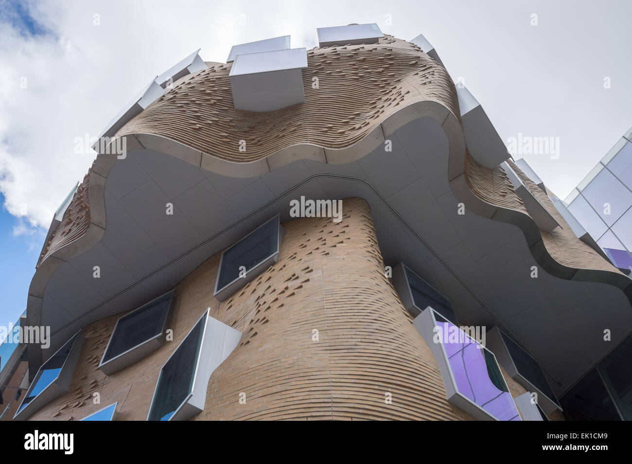 Dr. Chau Chak Wing Building at the University of Technology Sydney (UTS ...