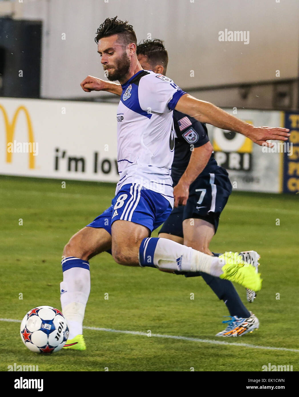 Jacksonville, FL, USA. 4th Apr, 2015. : Edmonton midfielder Ritchie ...