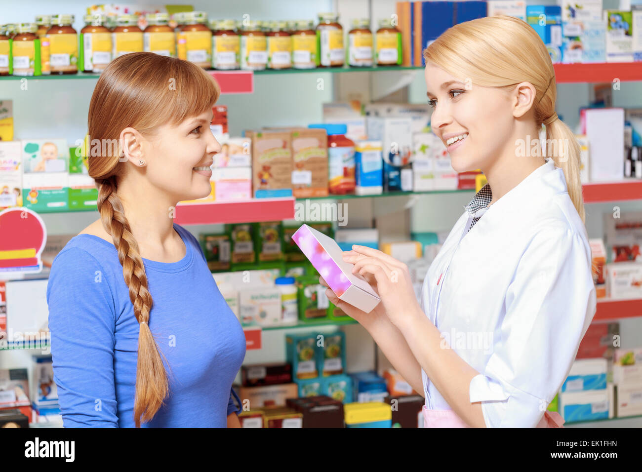 Pharmacist with a customer hi-res stock photography and images - Alamy