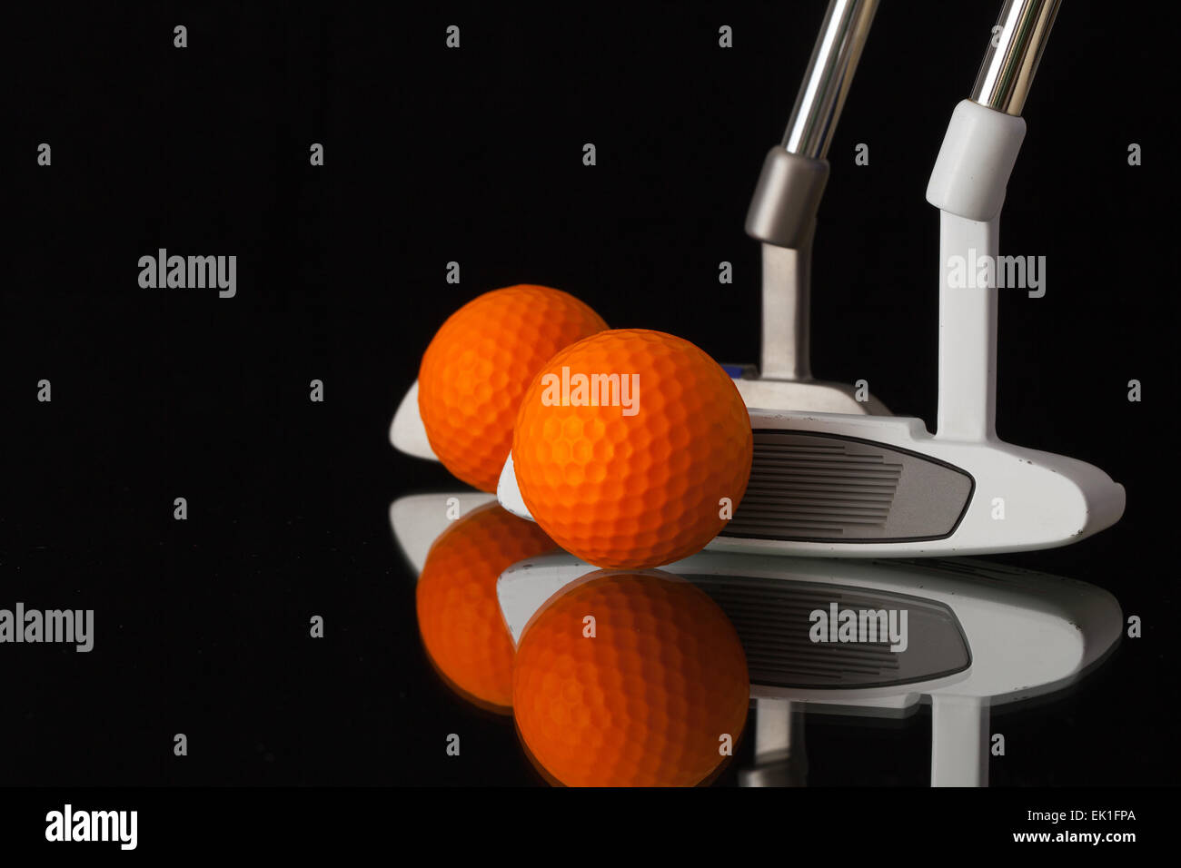 Two golf balls hi-res stock photography and images - Alamy