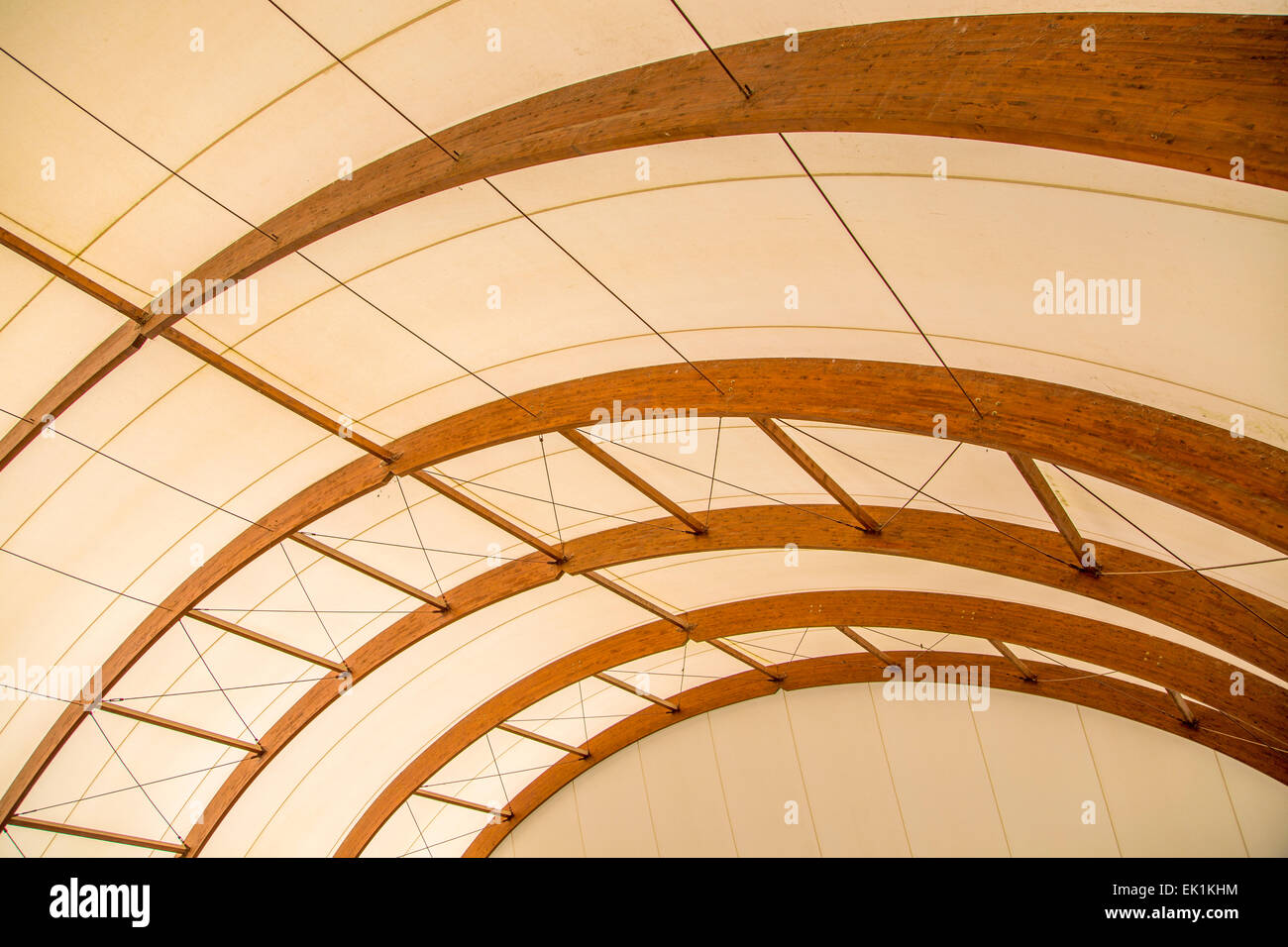 Arc building hi-res stock photography and images - Alamy