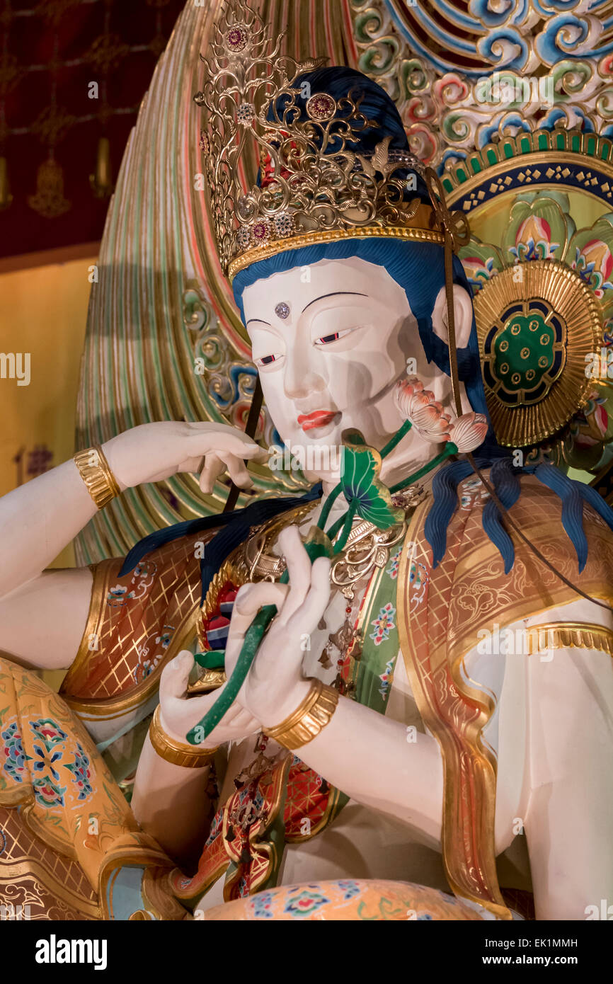 Buddha Tooth Relic Temple in Singapore Stock Photo - Alamy