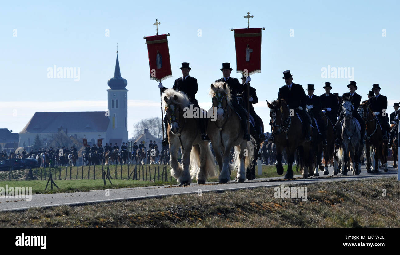 Top hats and tail hi-res stock photography and images - Alamy