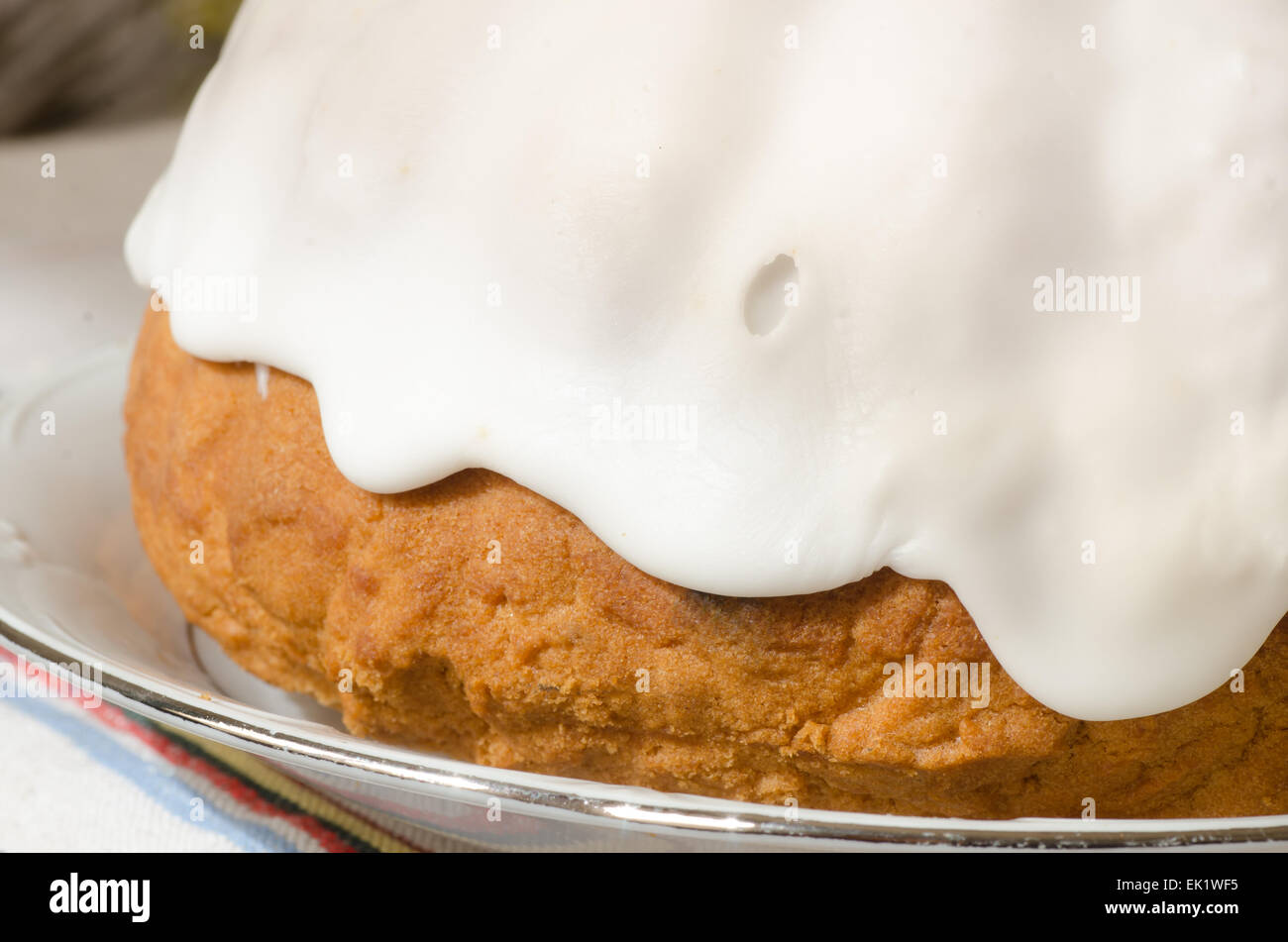 traditional Easter ring cake on table Stock Photo - Alamy