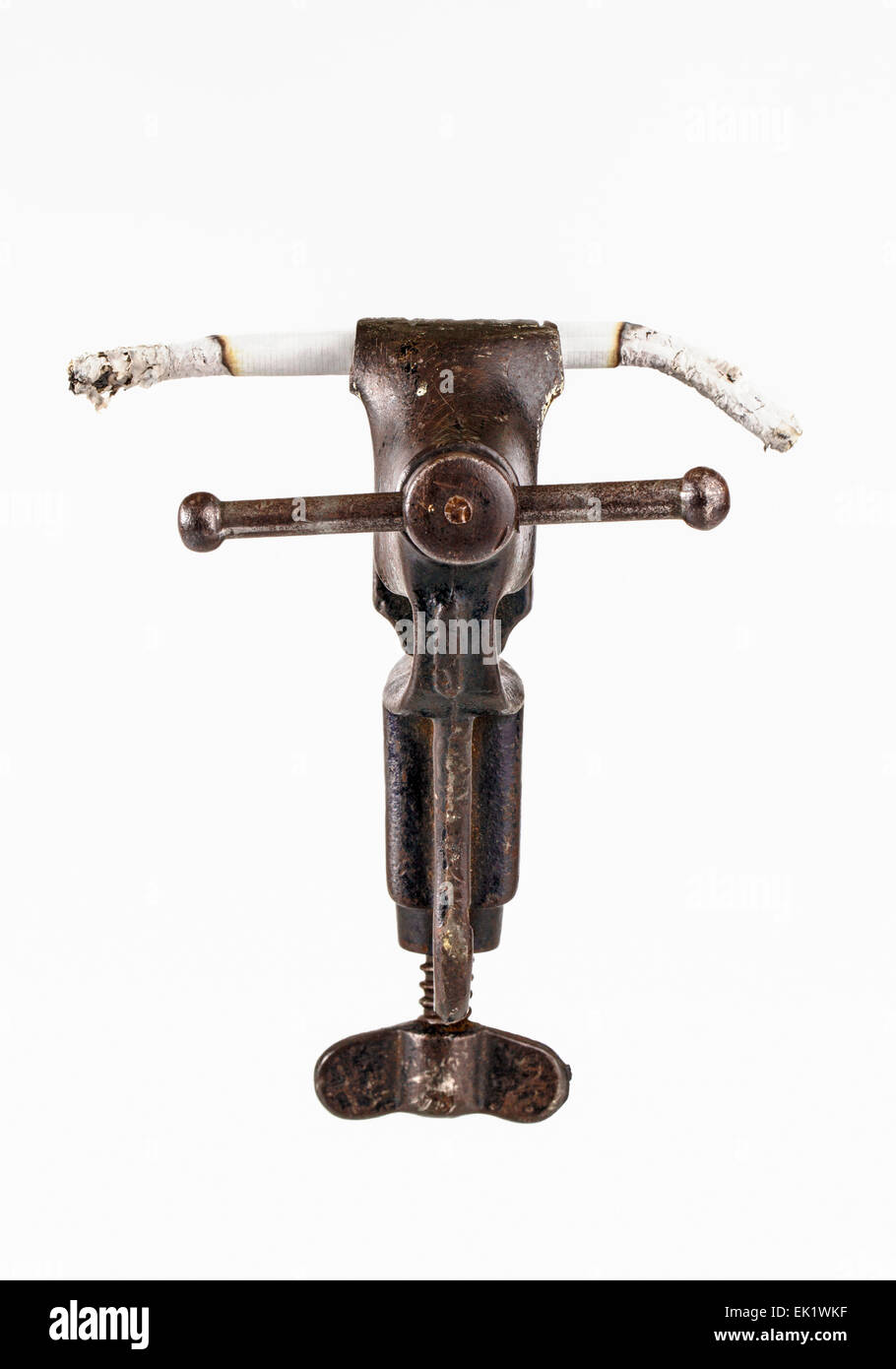 Close up burning cigarette in hi-res stock photography and images - Alamy