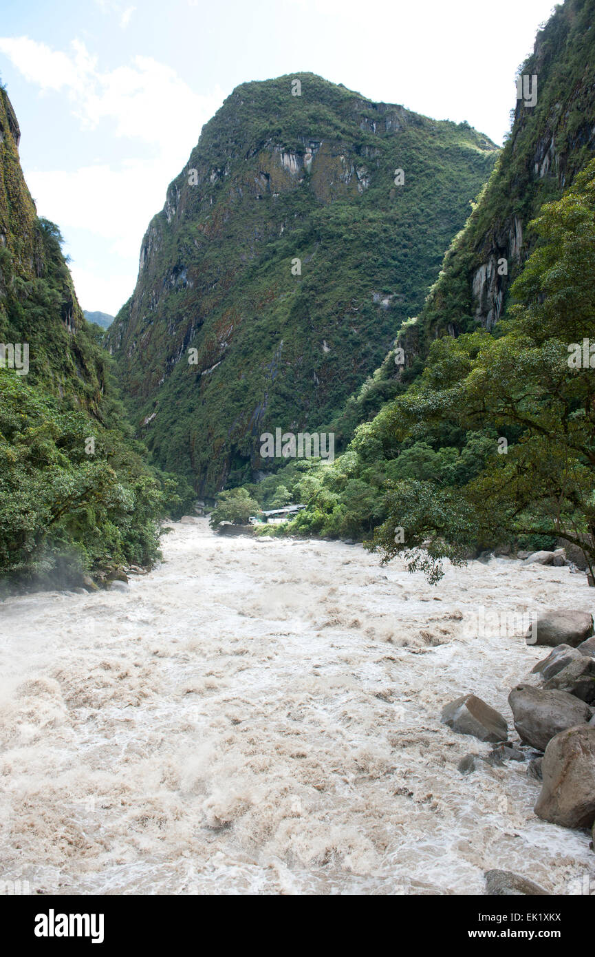 Fast running water tourism hi-res stock photography and images - Alamy