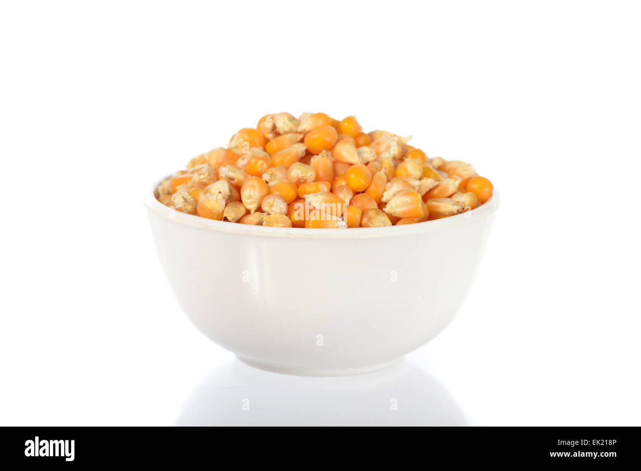 Dried corn used for making popcorn Stock Photo - Alamy