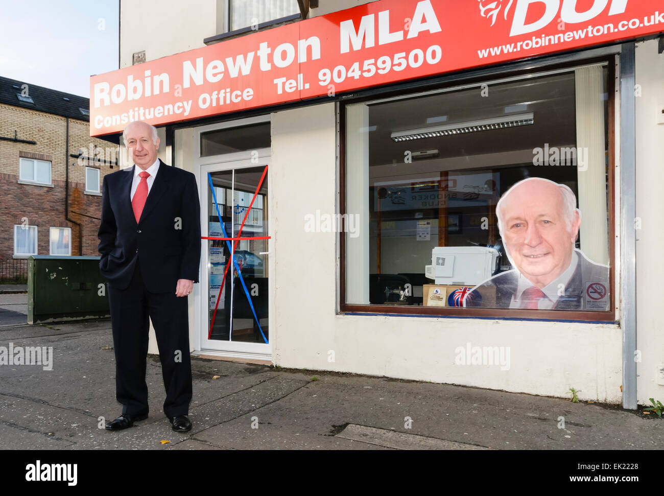 12/10/2012, Belfast - Robin Newton MLA (DUP) opens his new constituency ...