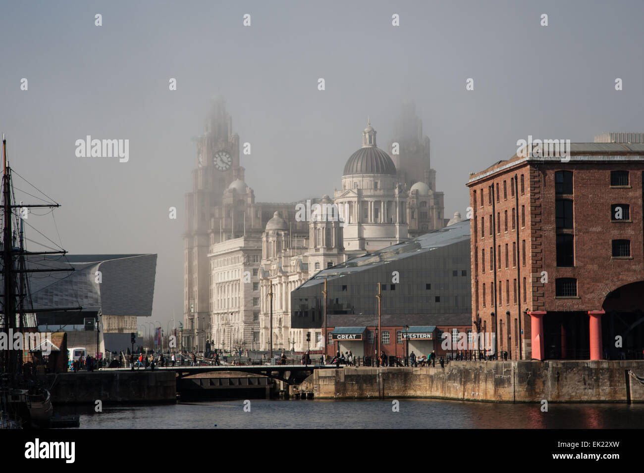 Smog liverpool hi-res stock photography and images - Alamy