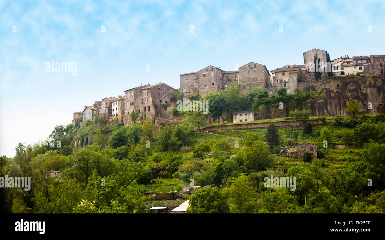 Italian town architecture hi-res stock photography and images - Alamy