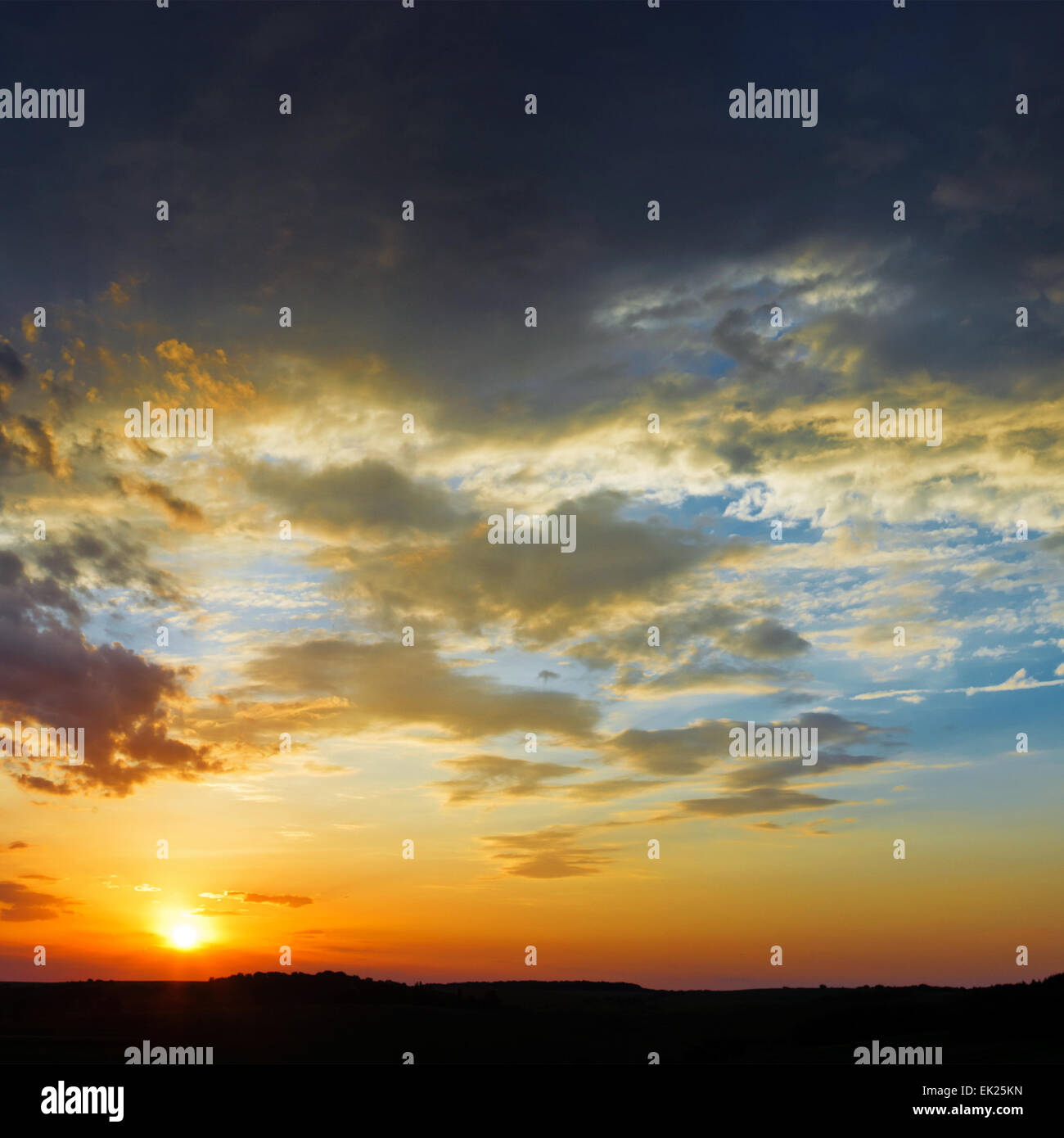 Sunset scene hi-res stock photography and images - Alamy
