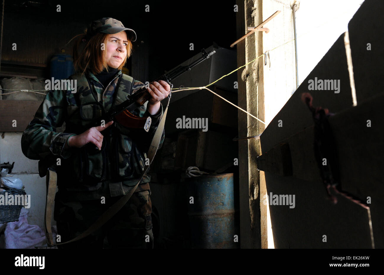 Female sniper hi-res stock photography and images - Alamy