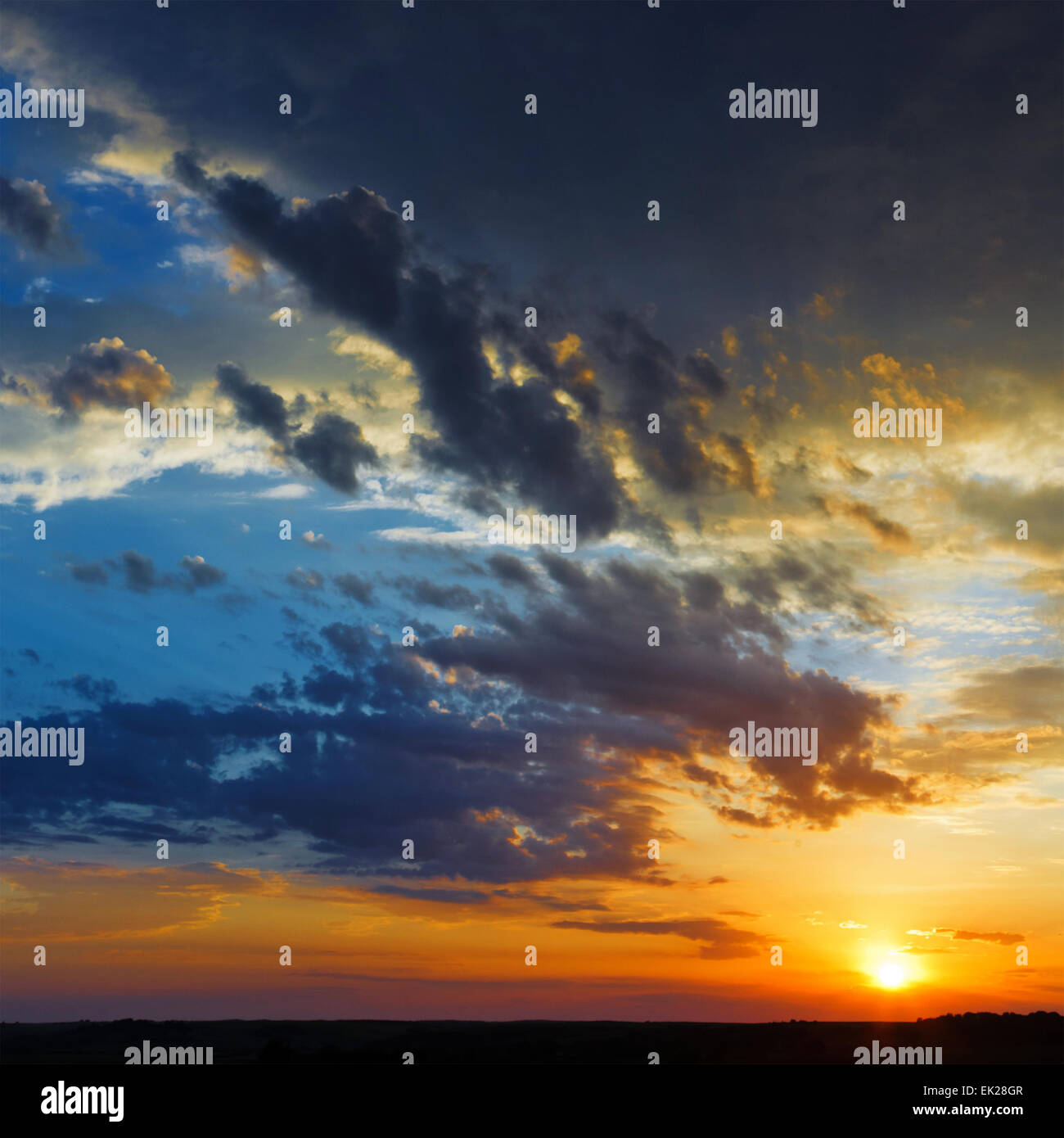 Sunset scene hi-res stock photography and images - Alamy