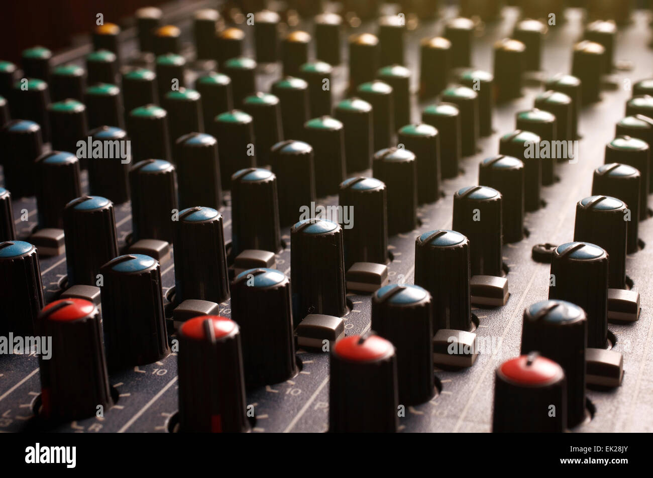 Sound mixer board knobs sliders hi-res stock photography and images - Alamy