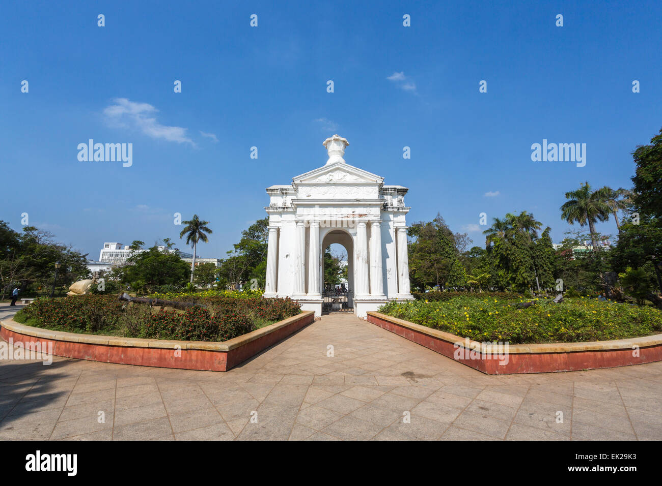 Park Monument (Aayi Mandapam) in Government Park (Bharati Park ...