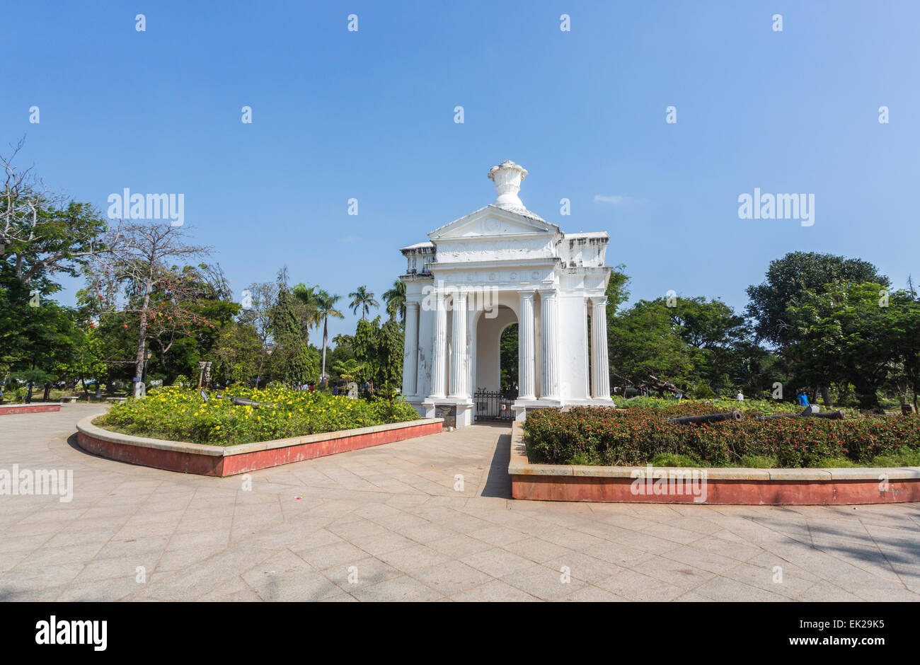 Park Monument (Aayi Mandapam) in Government Park (Bharati Park ...