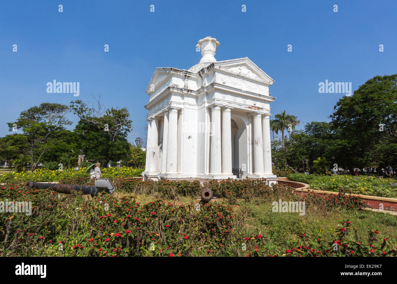 India tamil nadu pondicherry puducherry hi-res stock photography and ...