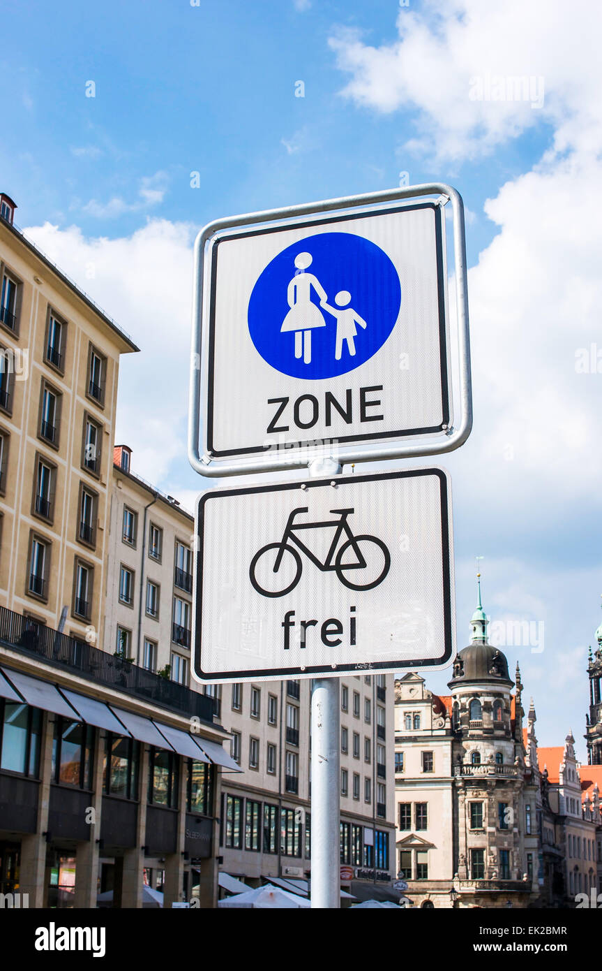 Pedestrian sign germany hi-res stock photography and images - Alamy