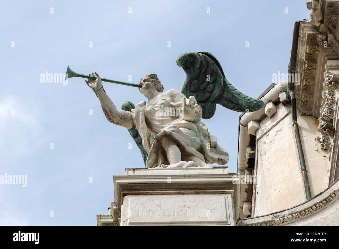Statue venice italy hi-res stock photography and images - Alamy