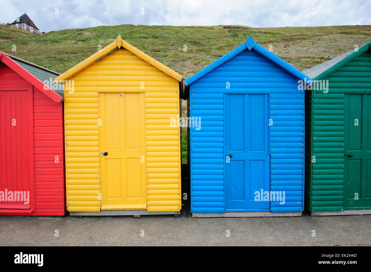 Whitby huts hi-res stock photography and images - Alamy
