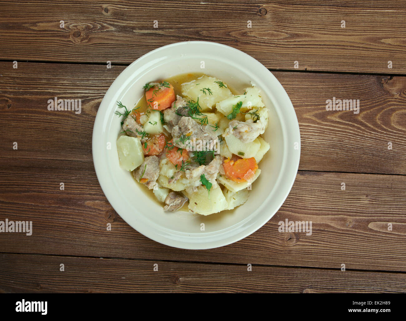 Pichelsteiner - German stew that contains several kinds of meat and ...