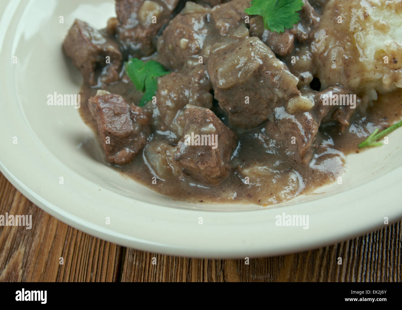 Hachee - Dutch Beef & Onion Stew. traditional Dutch stew based on diced ...