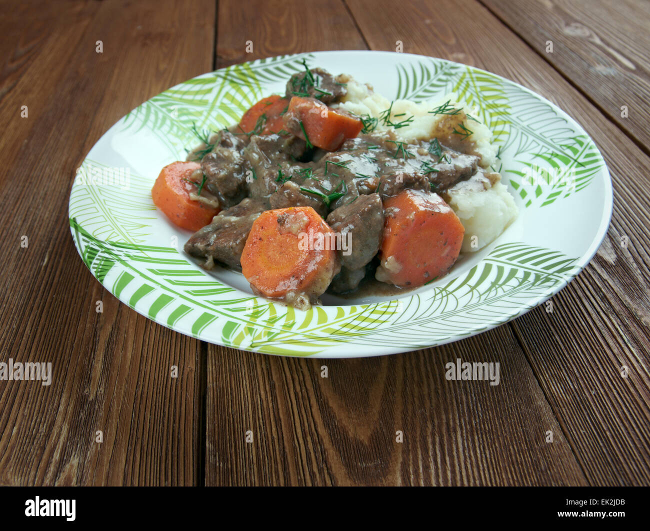 Daube stew - classic Provença French stew made with inexpensive beef ...