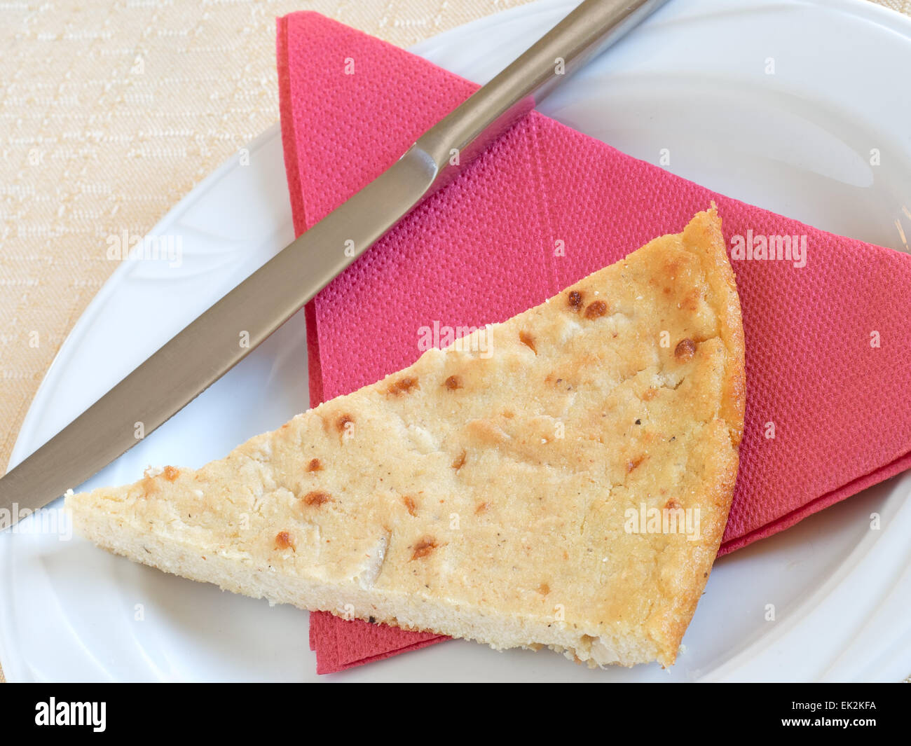 Savoury pie hi-res stock photography and images - Alamy
