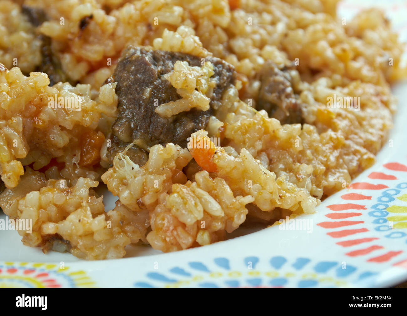 Chegdermeh - Turkmen traditional food is cooked simultaneously with ...