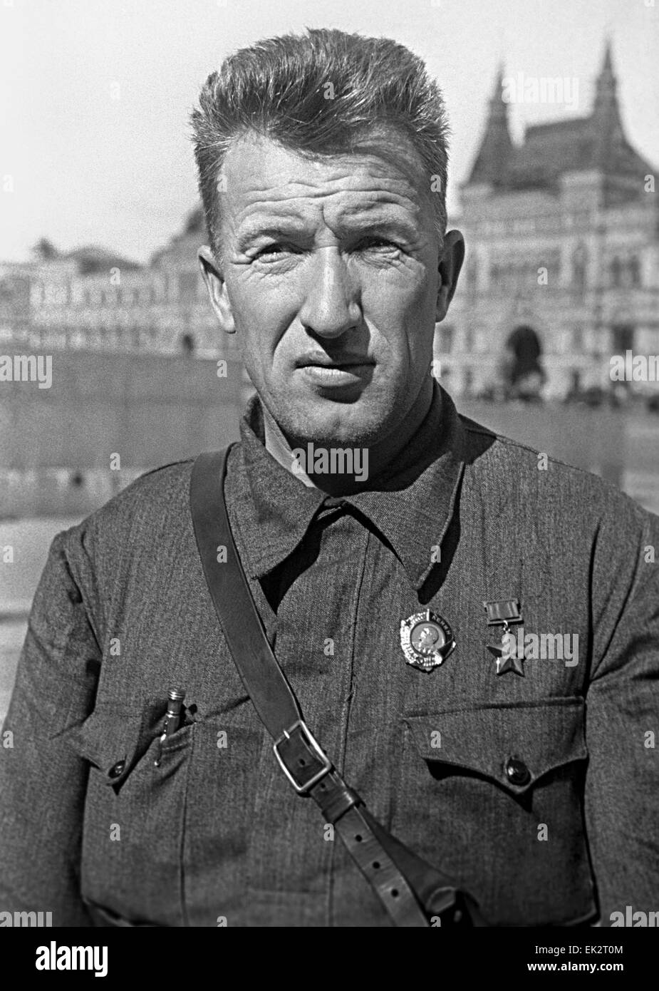 Hero Of The Soviet Union Black and White Stock Photos & Images - Alamy