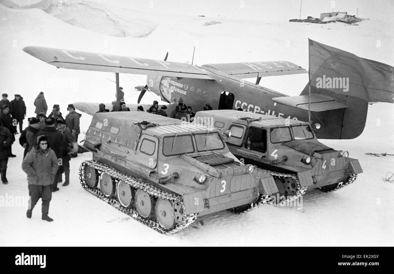 Mirny Station High Resolution Stock Photography and Images - Alamy