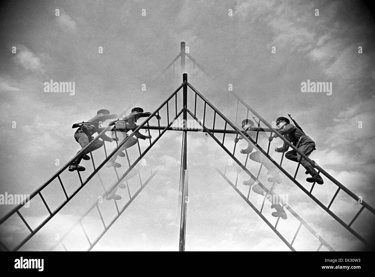 Military Border High Resolution Stock Photography and Images - Alamy