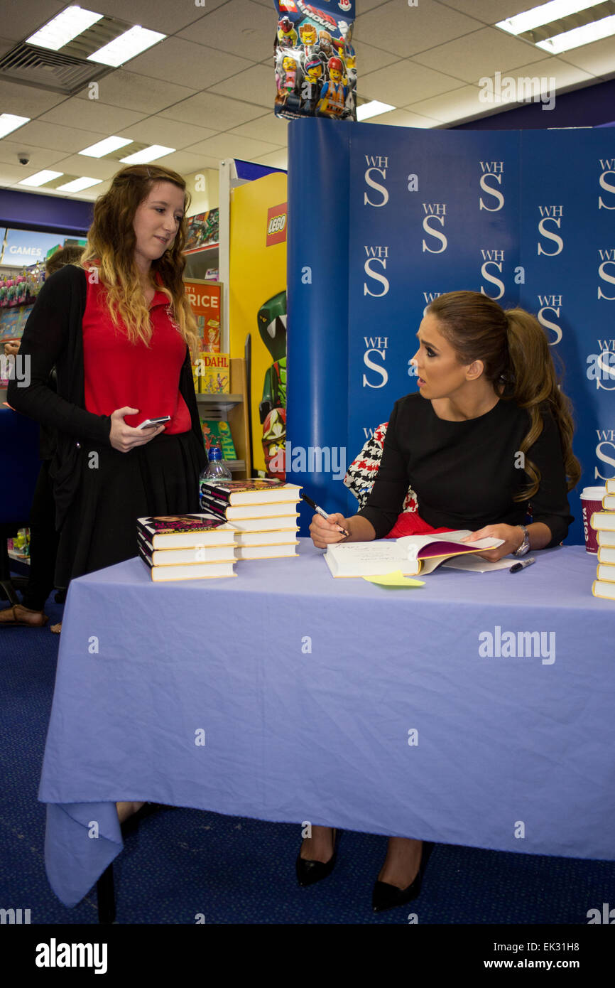 Vicky Pattison signs copies of her book 'Nothing But The Truth' at ...
