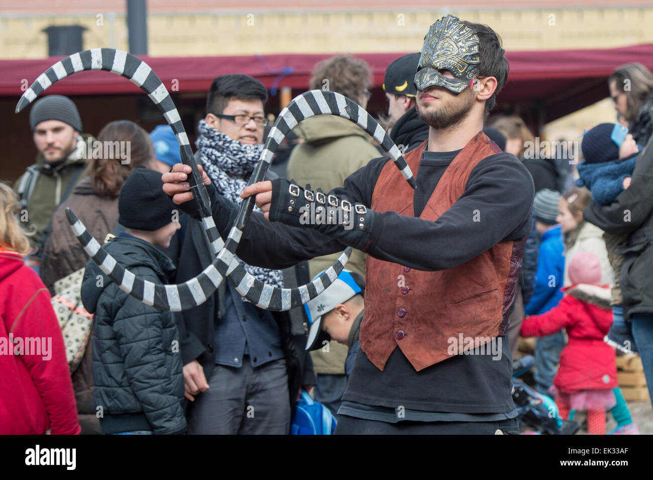 Medieval juggler hi-res stock photography and images - Alamy