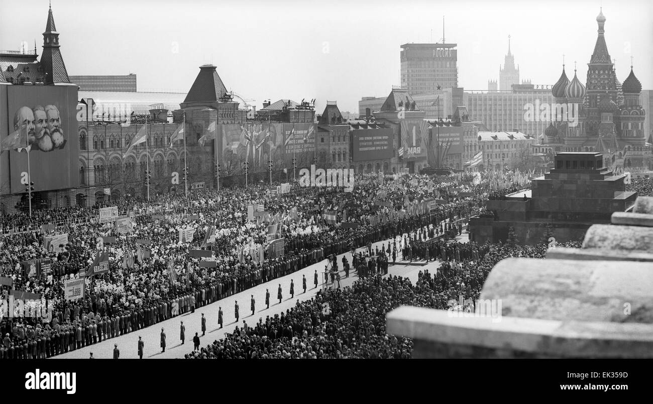 Moscow Ussr May Day Demonstration Stock Photos & Moscow Ussr May Day ...