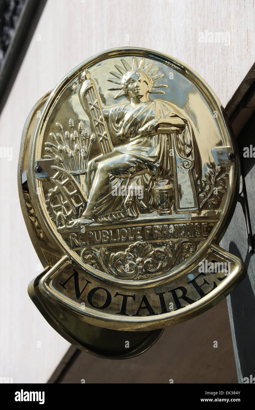 Bailiff bar hi-res stock photography and images - Alamy