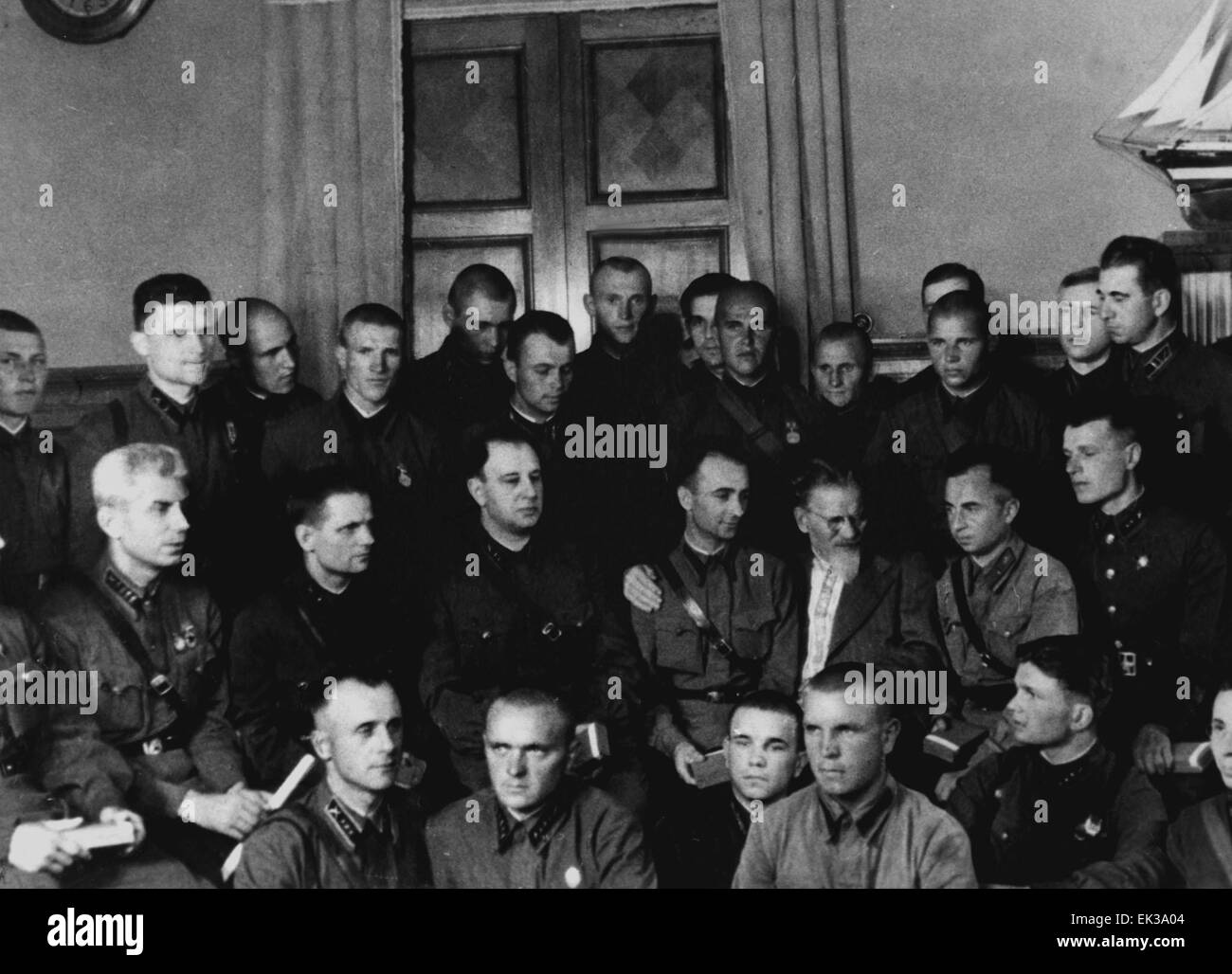 Soviet Gunners High Resolution Stock Photography and Images - Alamy