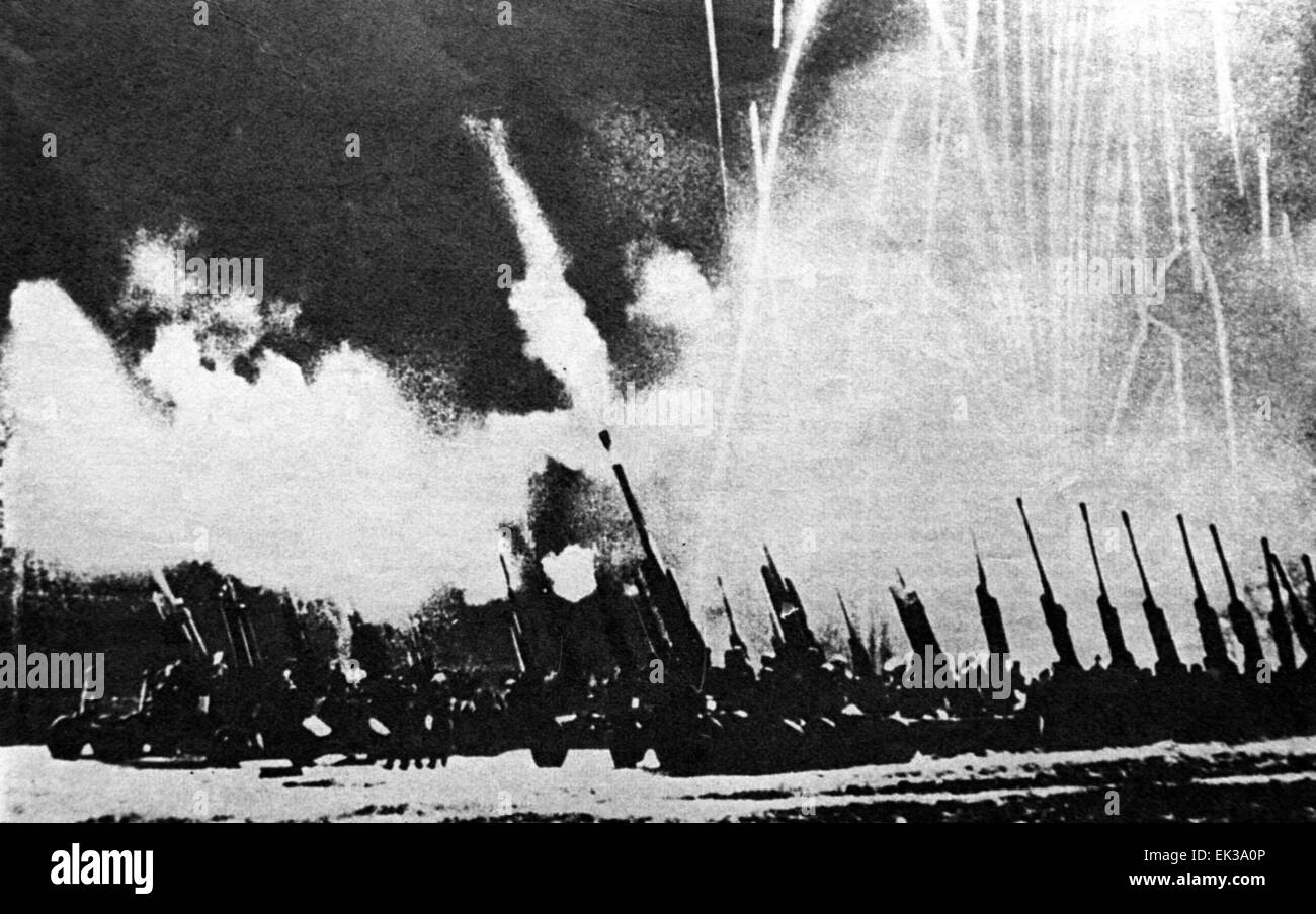 1943 In The Picture High Resolution Stock Photography and Images - Alamy