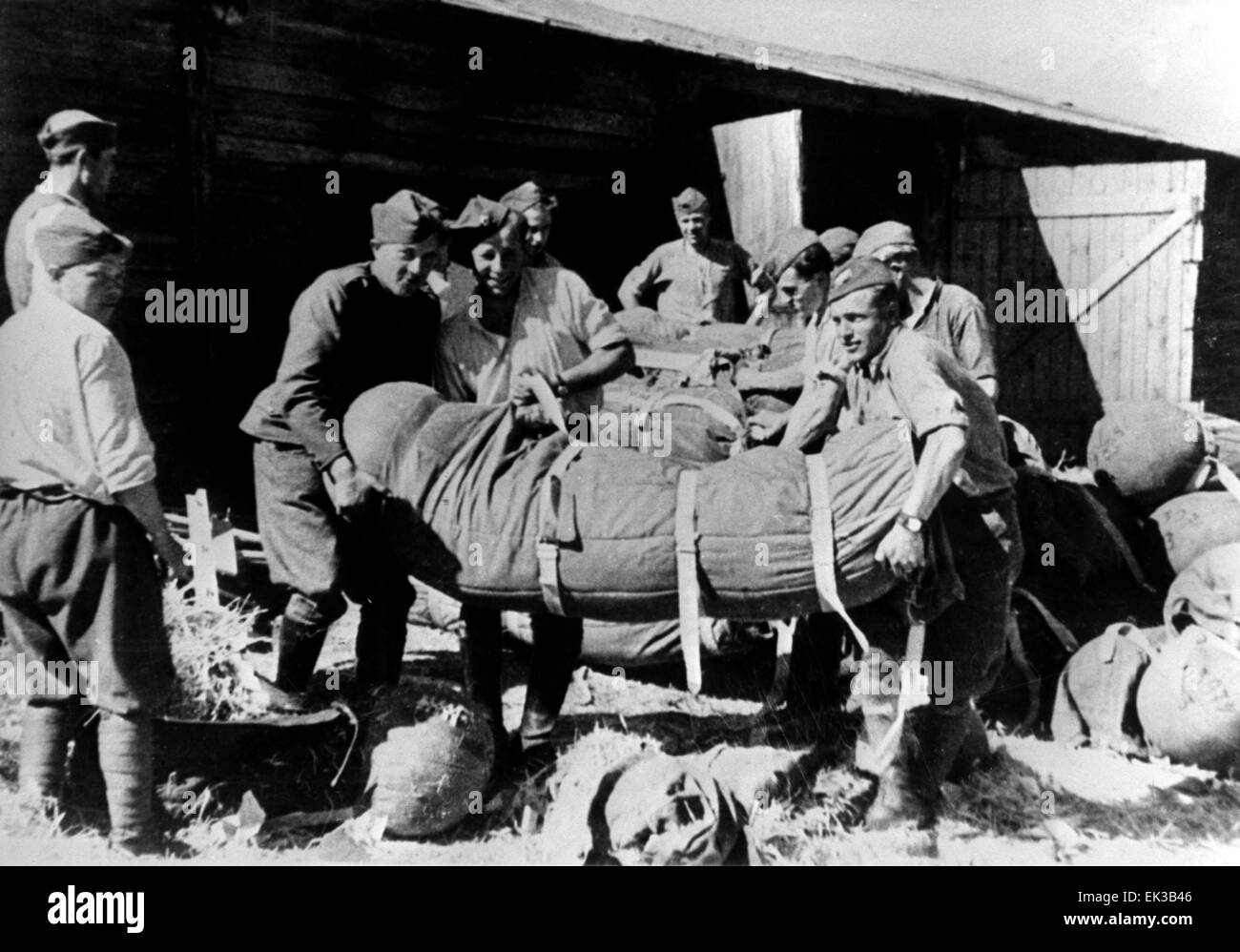 Soviet Soldiers 1944 High Resolution Stock Photography and Images - Alamy