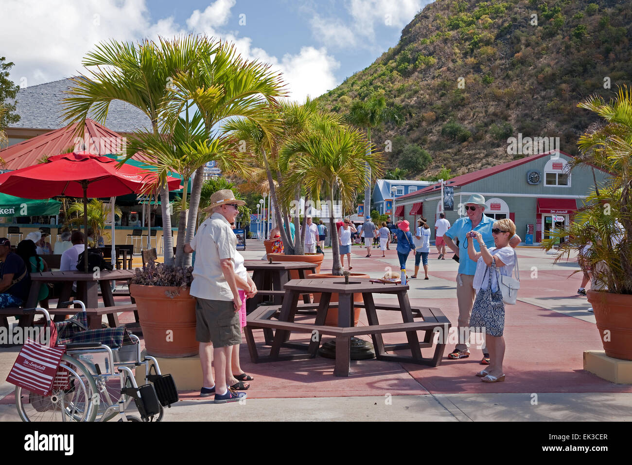 Colourful shops in St Maarten by the port Stock Photo - Alamy
