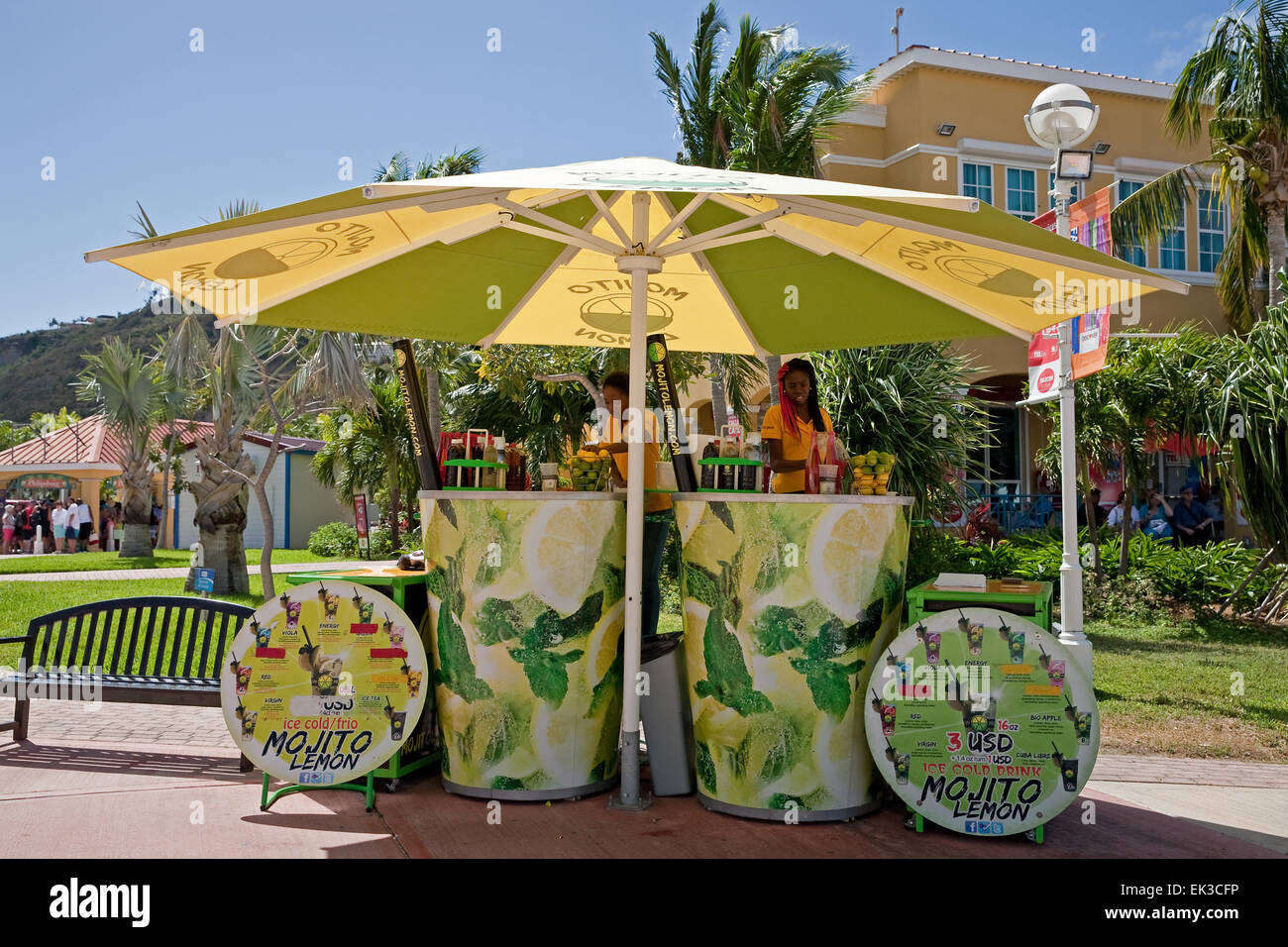 Mojito and lemon drink stall in St Maarten Stock Photo - Alamy