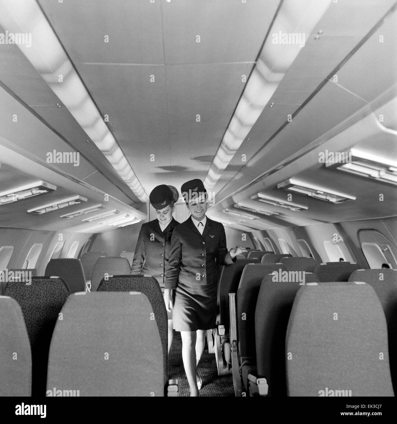 Tupolev Tu 144 Aircraft Black and White Stock Photos & Images - Alamy