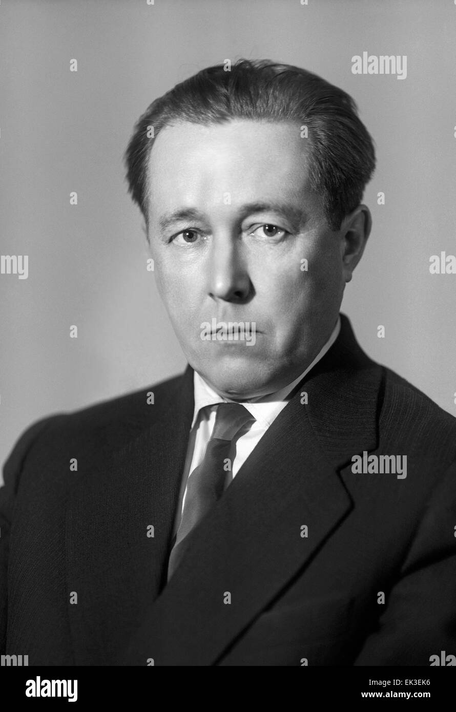 Alexander Solzhenitsyn High Resolution Stock Photography and Images - Alamy