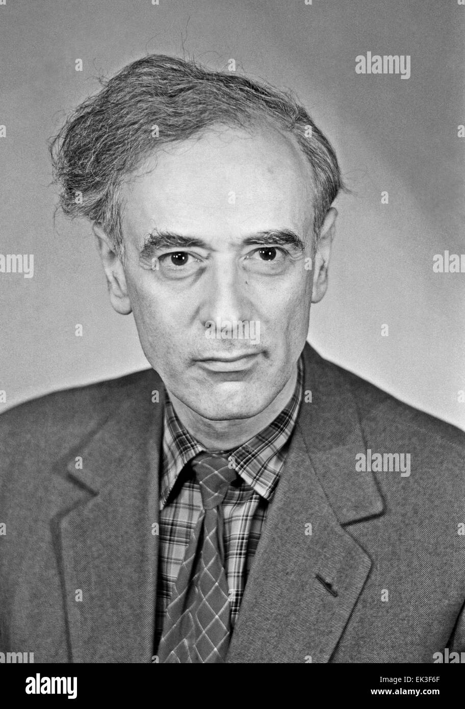 Soviet Physicist Lev Landau High Resolution Stock Photography and ...