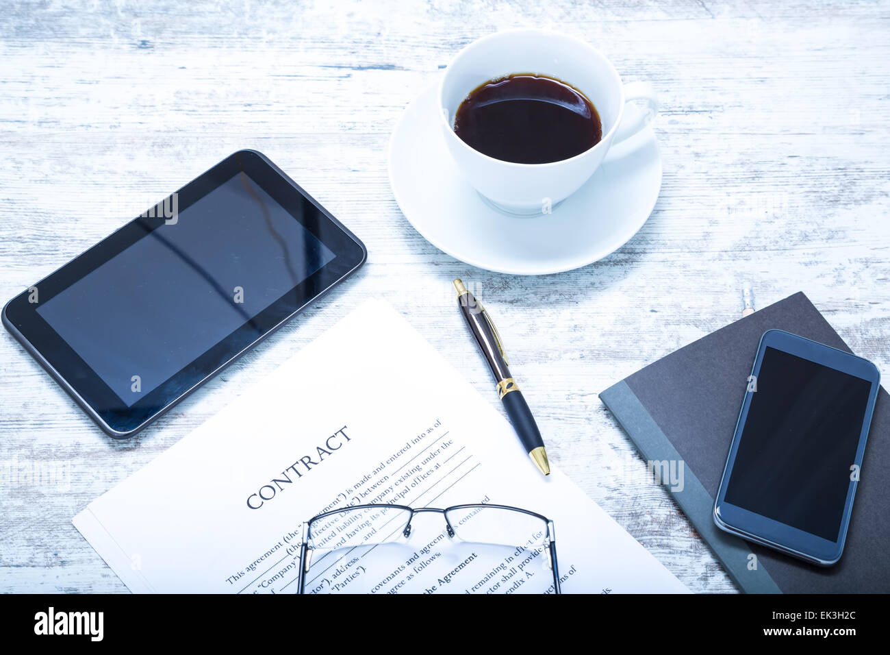 Reading a Contract before signing Stock Photo - Alamy