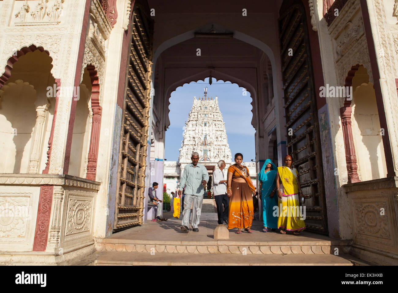 Rajasthan india pilgrims temple hi-res stock photography and images - Alamy